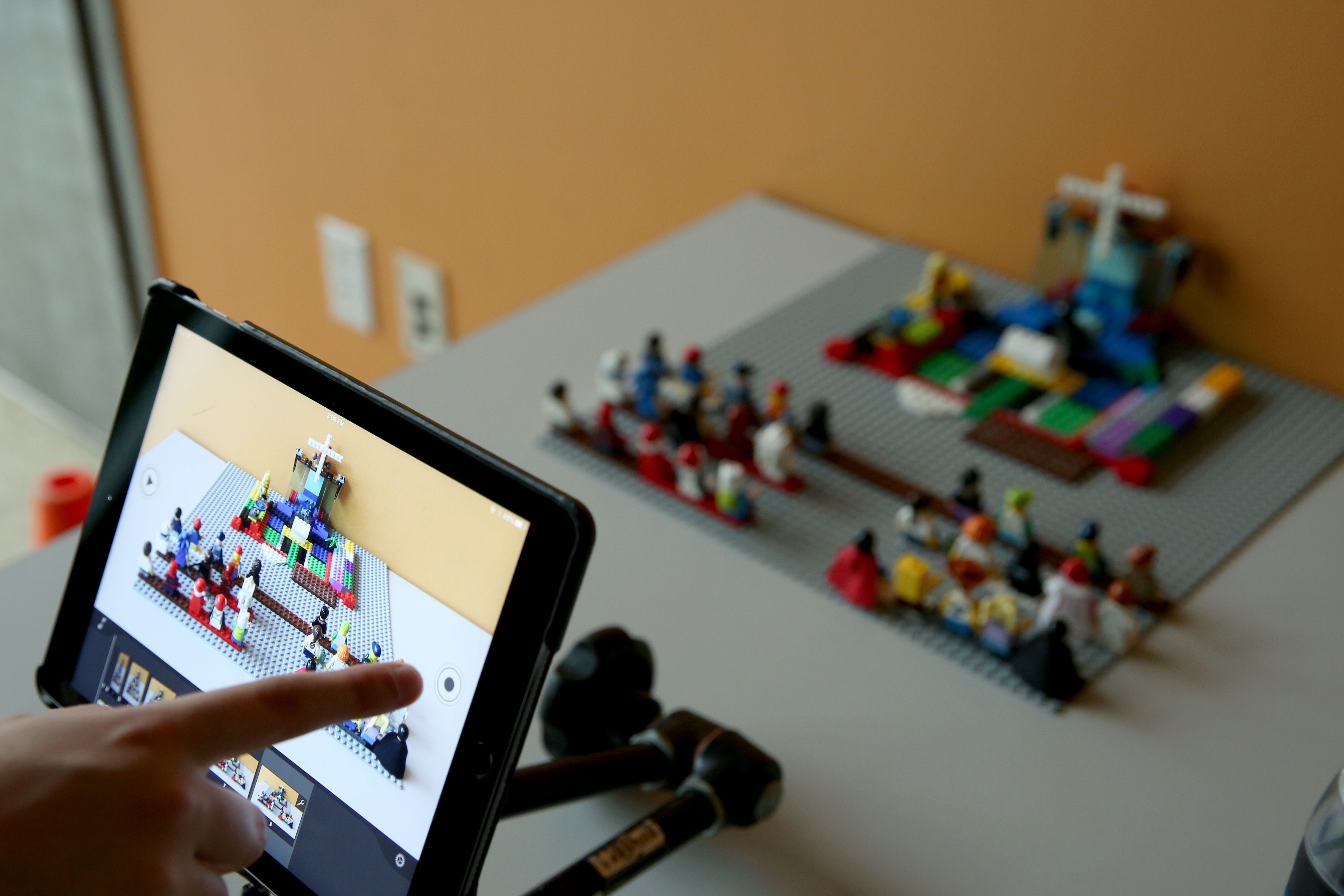 Animation: Lego® Lab, Gr. 3–5 : Jacob Burns Film Center